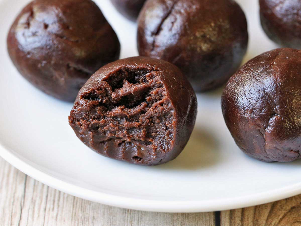 Extremely Rich Choco Fat Bombs - Prime Health Daily